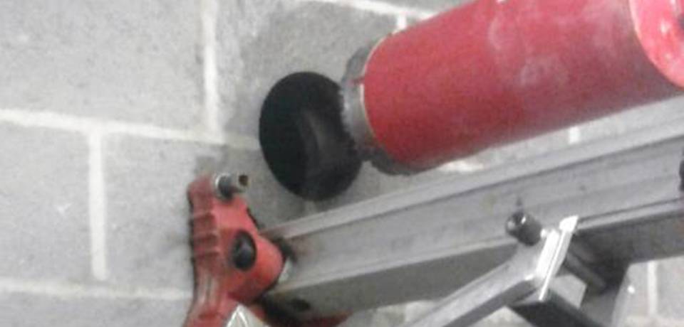 AB betonboringen & zaagwerken, chemische verankering, trapgat in beton